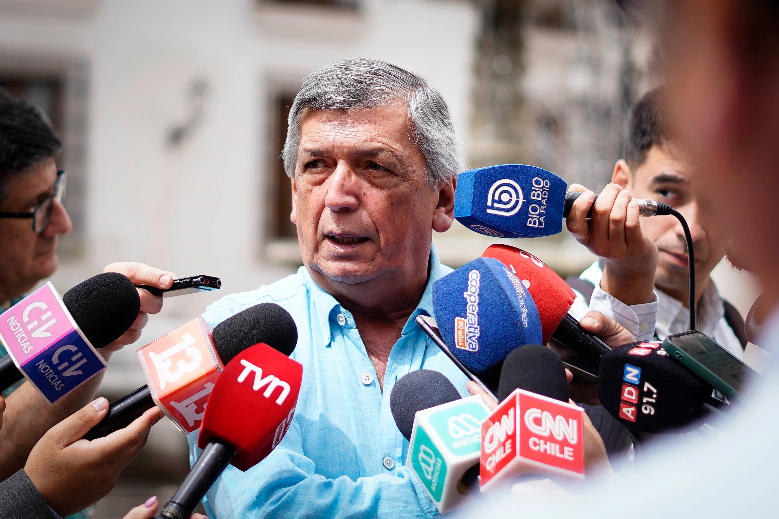 Me llama la atención que se plantee que no hay derecho a expresión ...