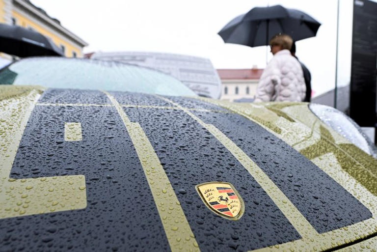 Porsche shares drop 7% on concerns about 2026 earnings estimates