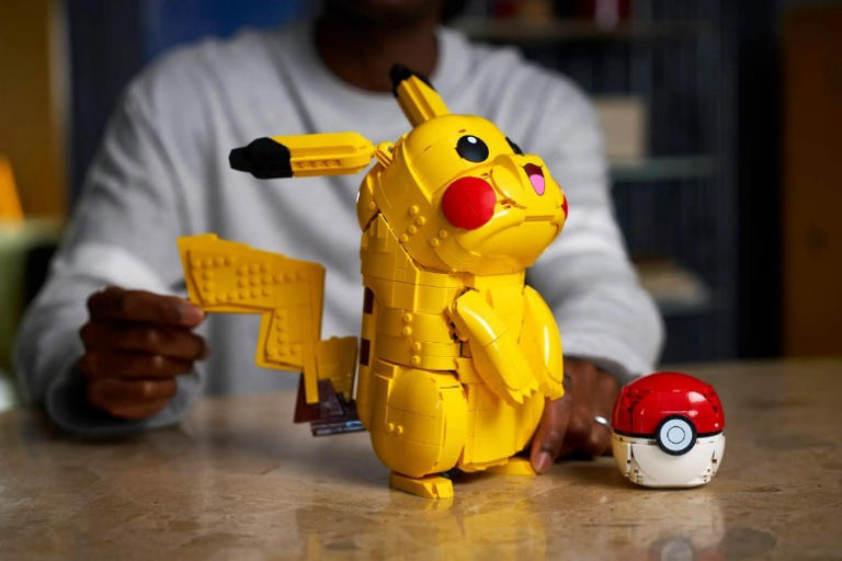 Lego's first Pokémon sets build some of the most popular monster fighters