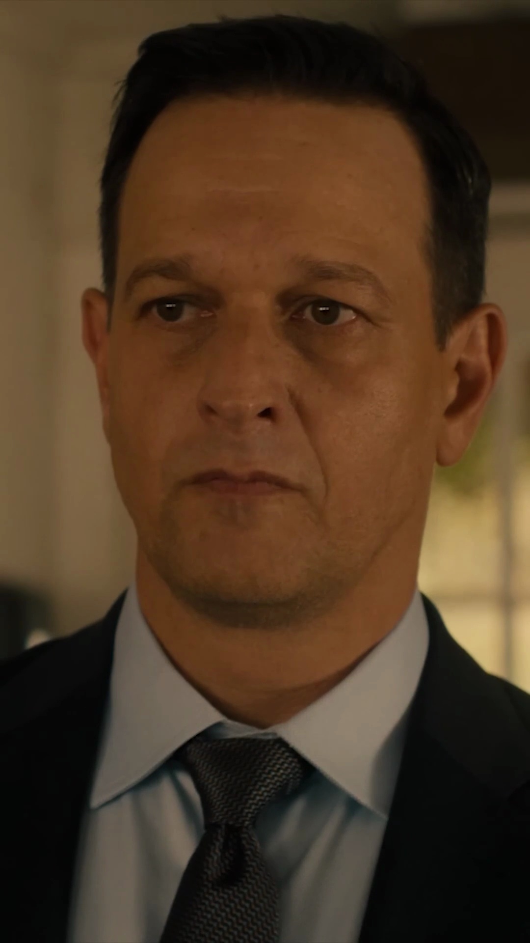 Martin’s grocery store run-in takes an unexpected turn on Best Medicine