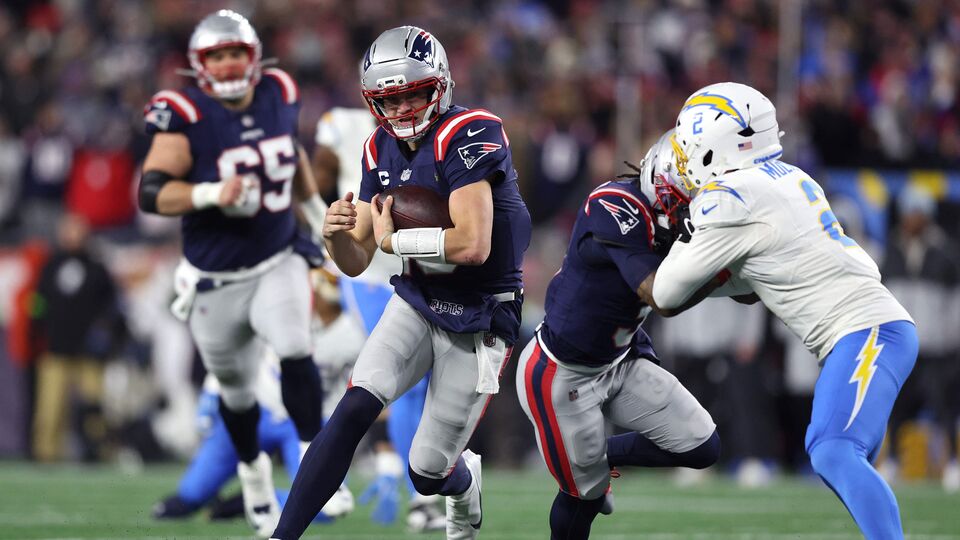 Drake Maye shines in playoff debut as Patriots secure 16-3 Wild Card ...
