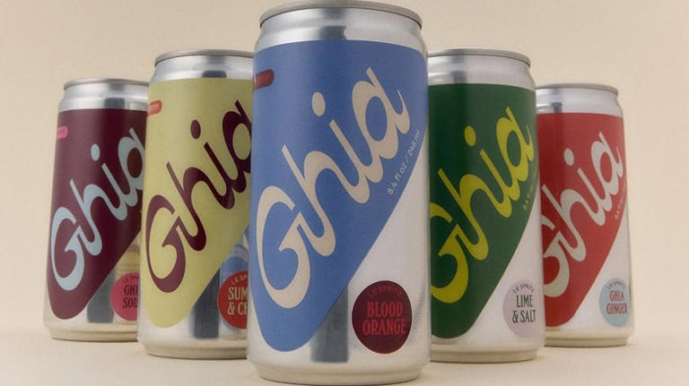 10 low-sugar non-alcoholic drinks to sip when you're skipping booze