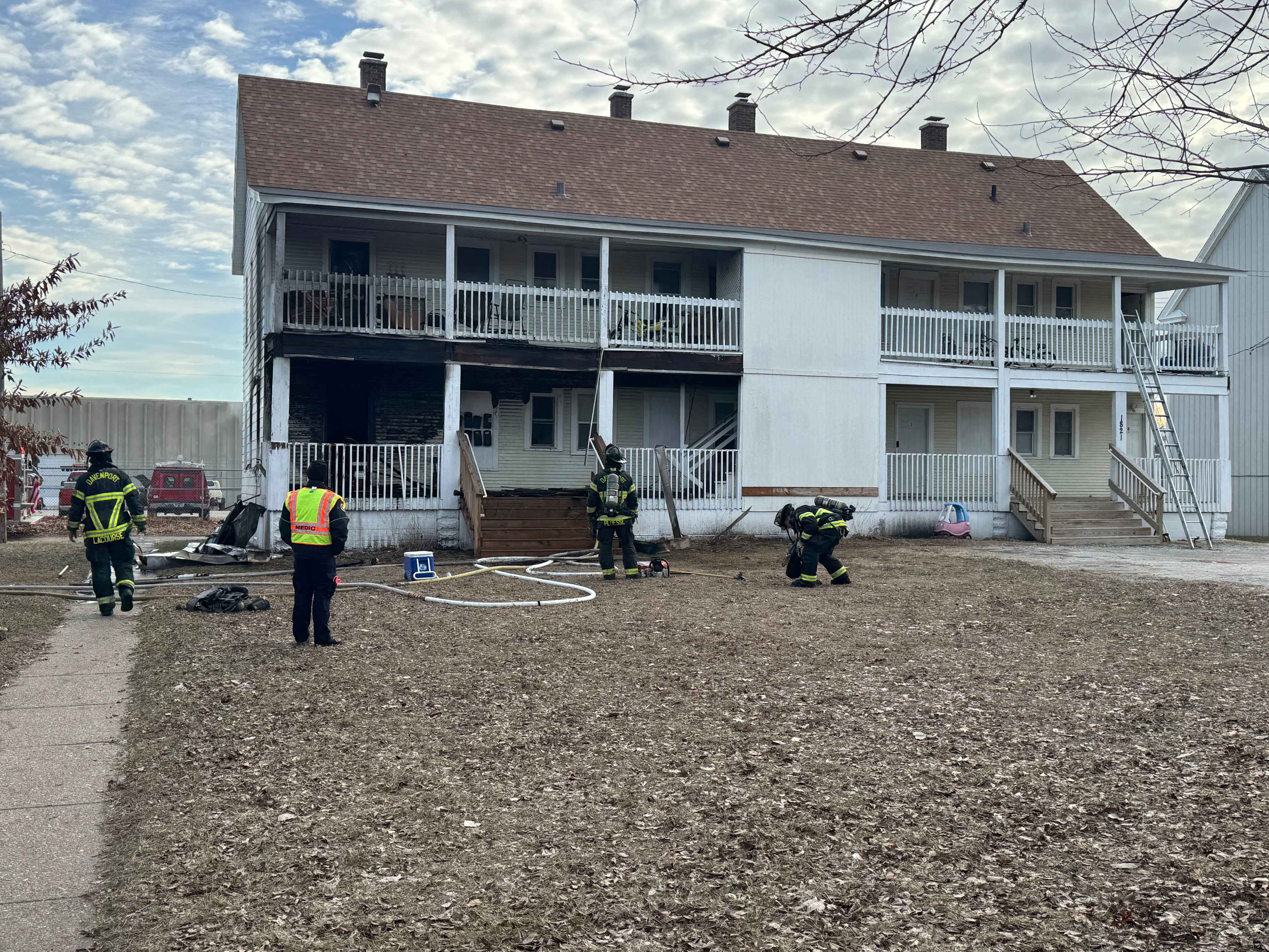 Man burned, several displaced after apartment building fire