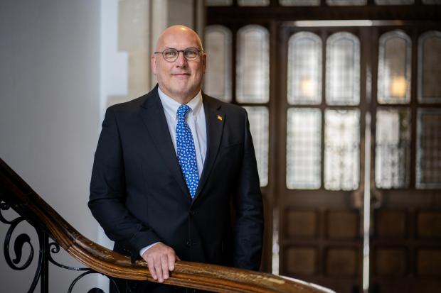 County council leader announces new proposals to tackle pavement parking