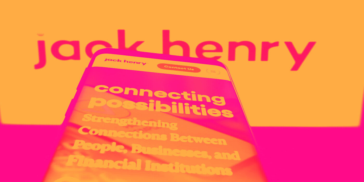 2 reasons to like JKHY and 1 to stay skeptical