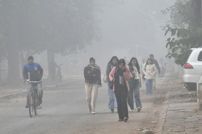 Teeth-chattering cold across North India, Gurugram records season’s ...