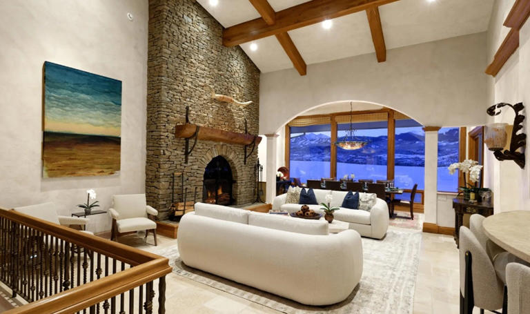 Deze bizarre villa in Aspen ($44,5 miljoen) beschikt over een indoor ...