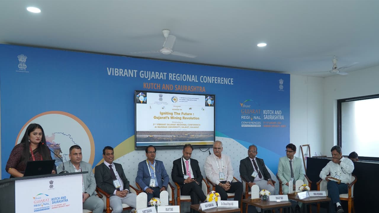 Vibrant Gujarat: MoUs worth Rs 160 cr signed at mining revolution meet