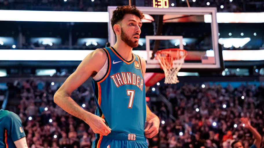 OKC Thunder's Chet Holmgren continues stellar stretch of defense