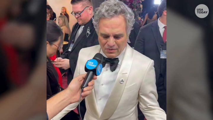 Trump goon loses it at ‘13 Going on 30’ star being mean about his boss