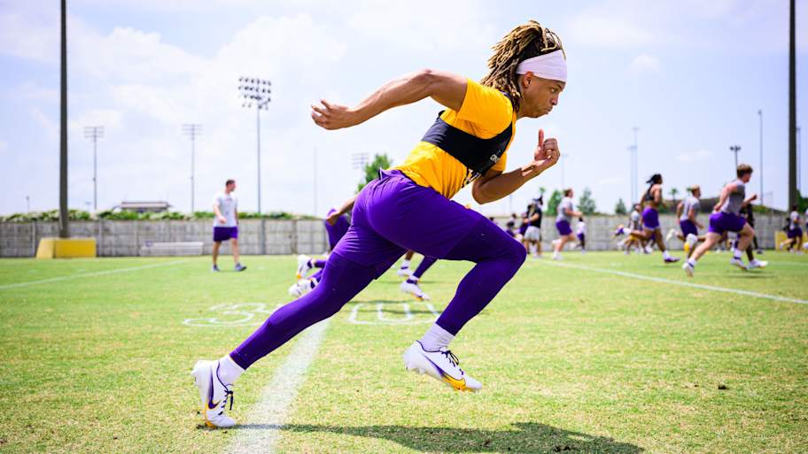 Arkansas Razorbacks earn commitment from former prized LSU Tigers wide ...