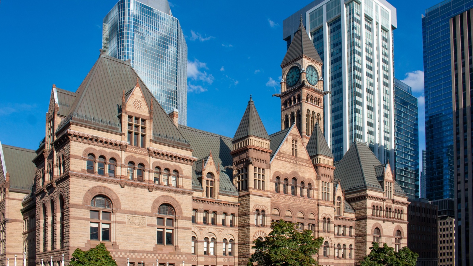 16 ugly Canadian buildings that are actually architectural marvels