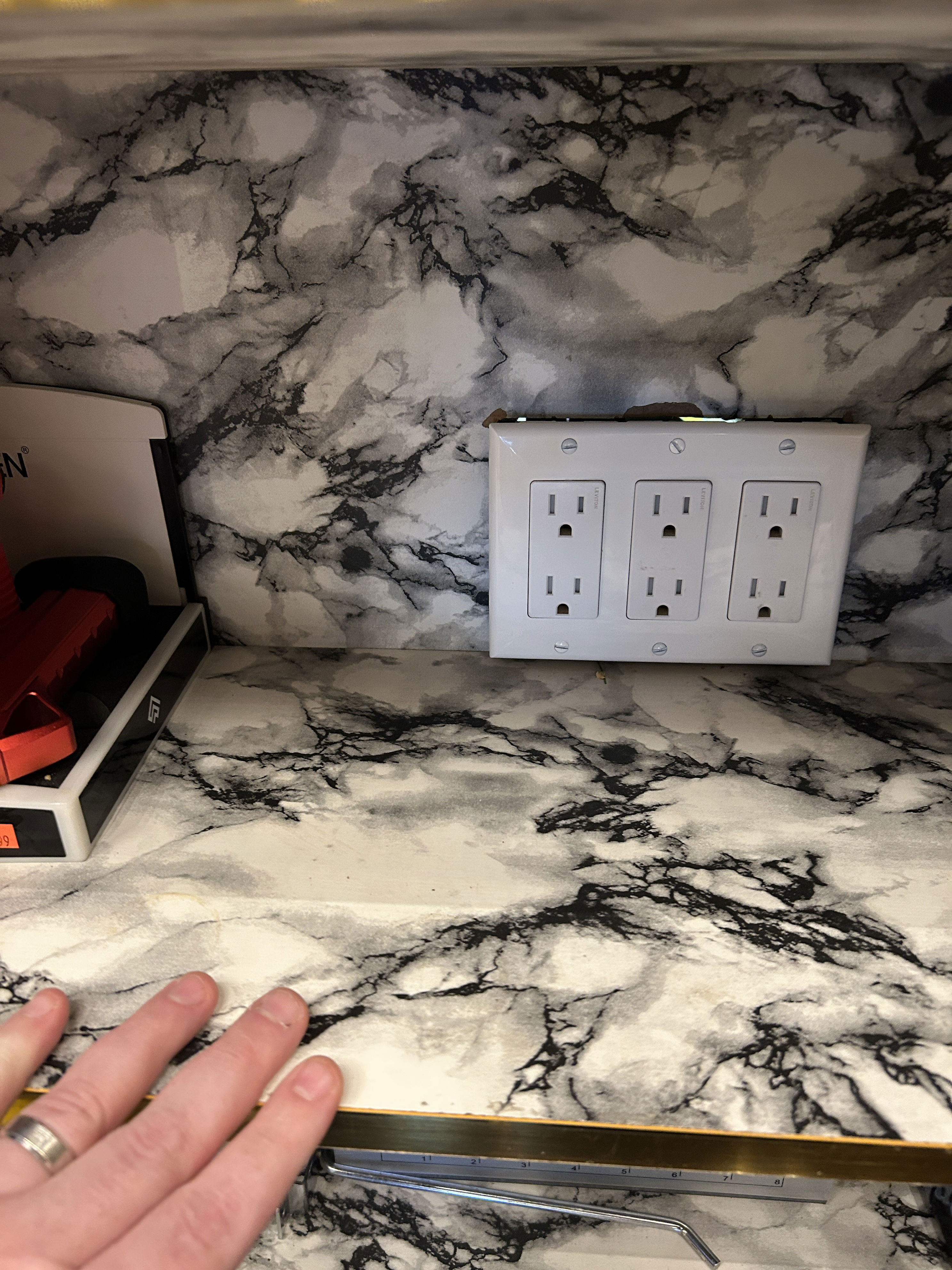 New York’s Office of Cannabis Management shuts down illegal weed shop ...