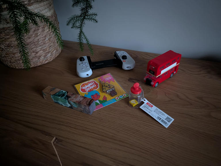 I tested the cameras on the Honor Magic 8 Pro and Pixel 10 Pro. The ...