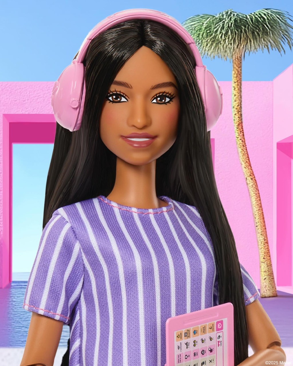 Meet Mattel’s autistic Barbie doll — who carries a fidget spinner and ...