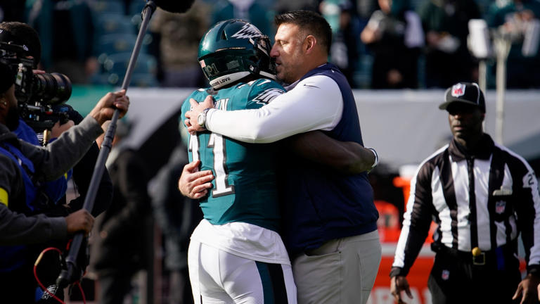 Eagles GM makes strong statement on Patriots’ top trade target