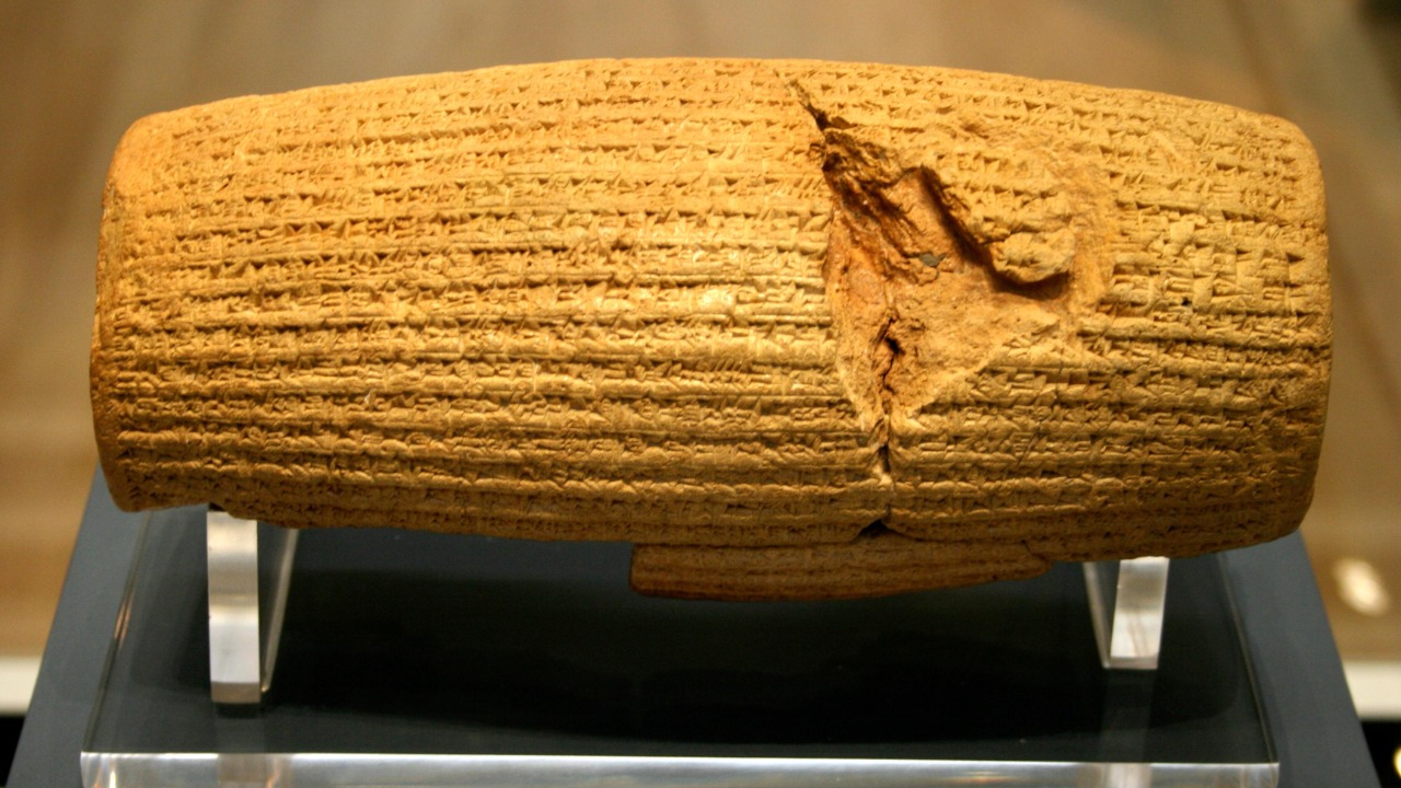 Clay cylinders reveal written proof of a 2,500-year-old ziggurat ...