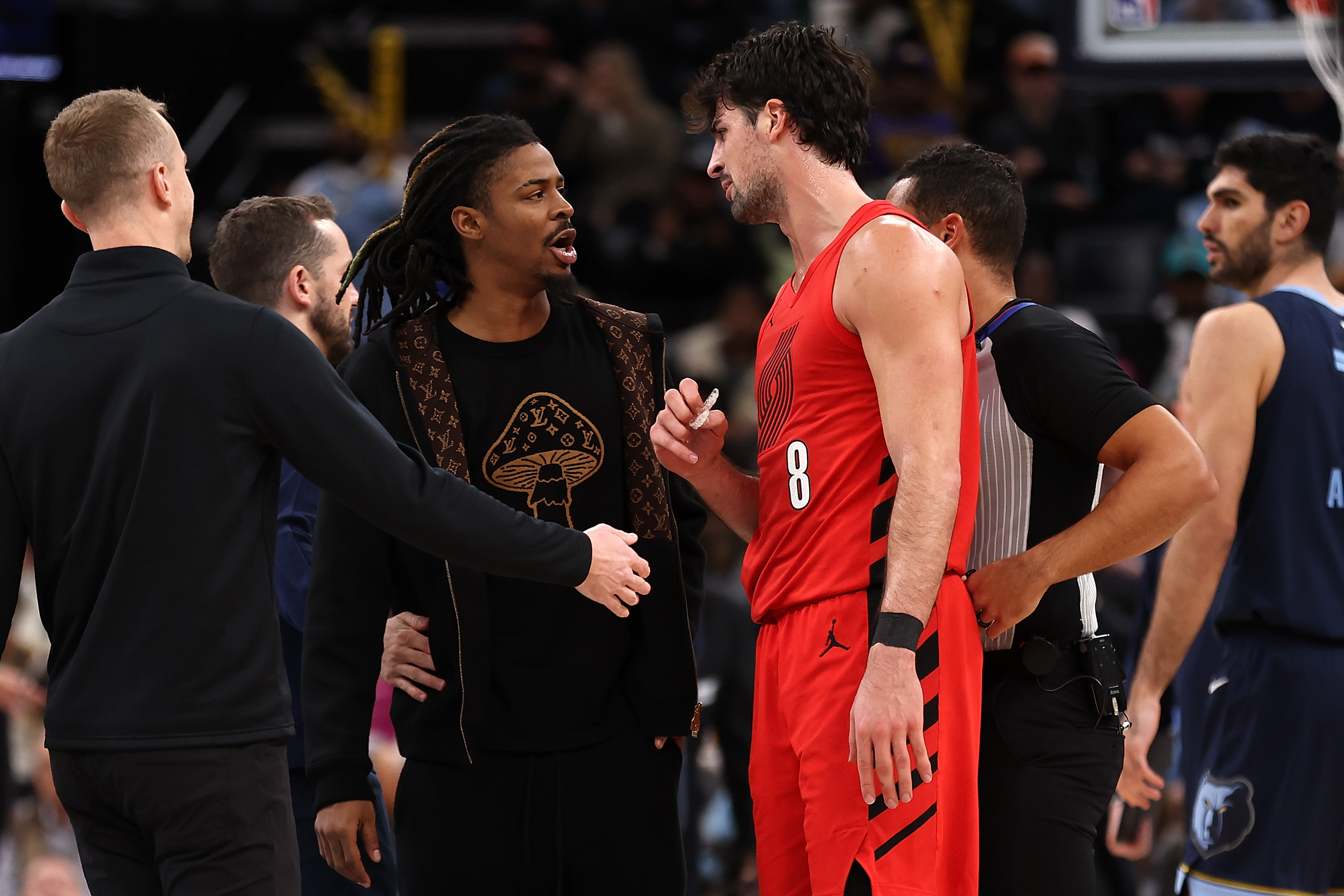 Why don’t the Blazers trade for a big-name point guard?