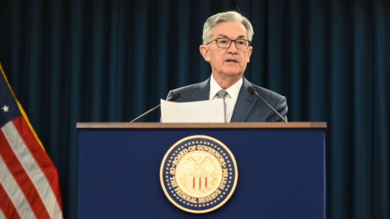 Futures and dollar tumble fast after news of Powell investigation