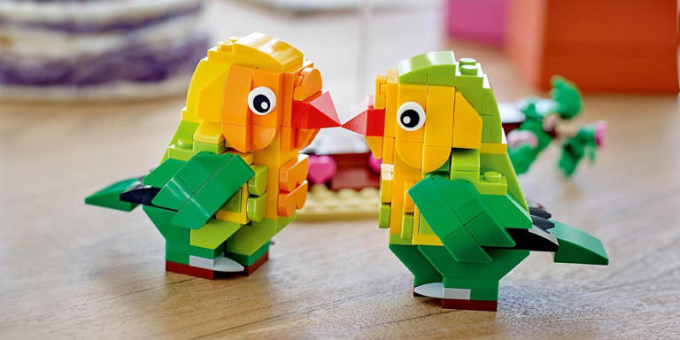 LEGO debuts sweet new Valentine's sets