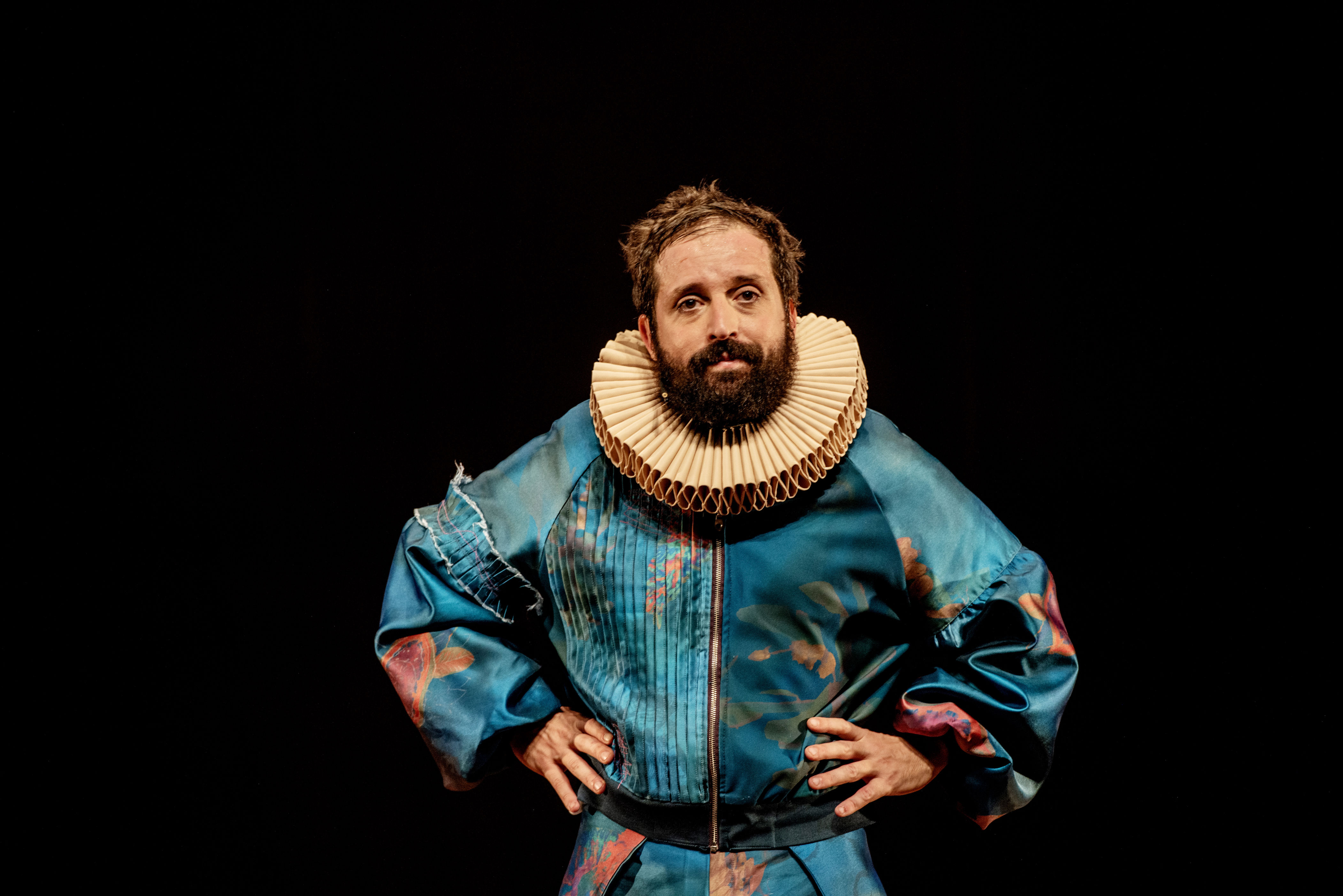 Gregorio Duvivier volta a São Paulo com espetáculo 'O céu da língua'