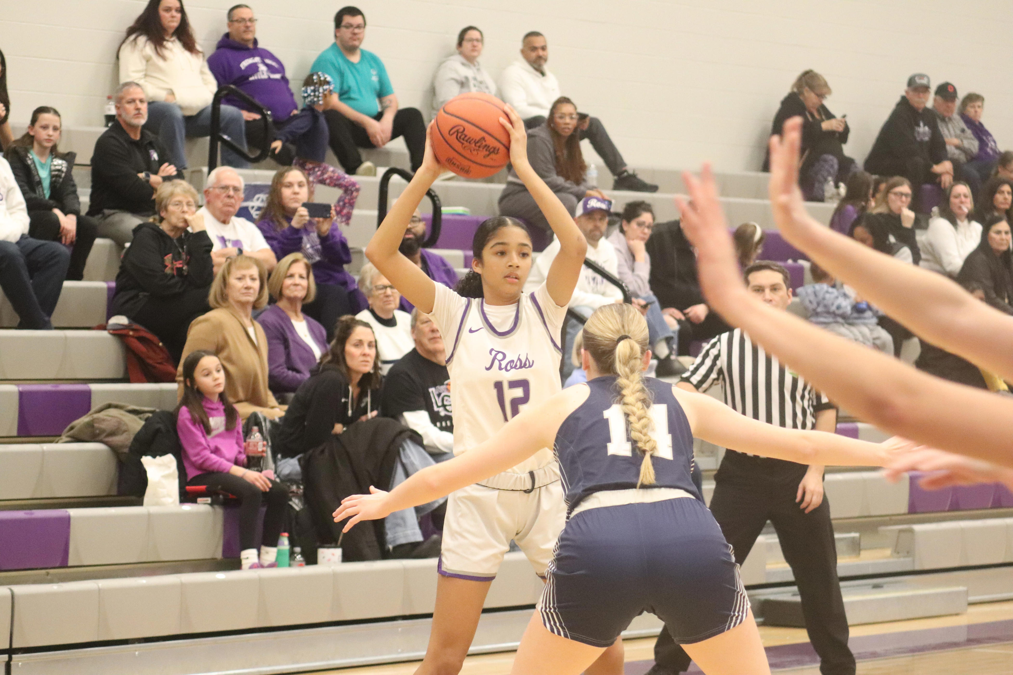 Coach Juan Vela's Little Giants seek third straight league crown