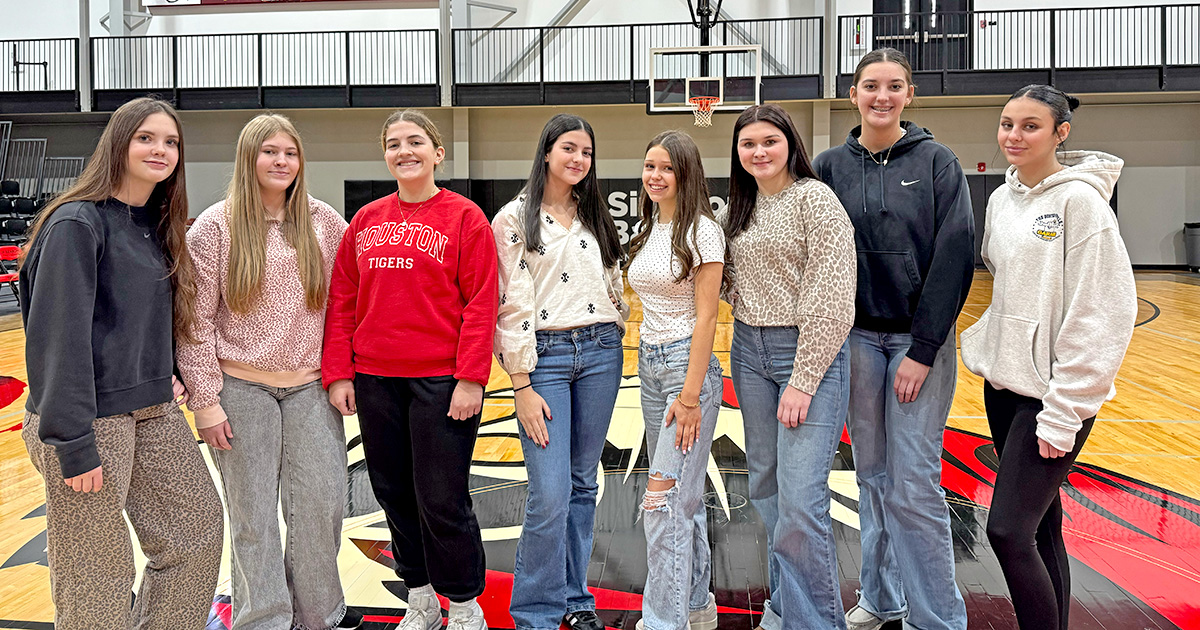 Hoop Queen ceremony set for Friday