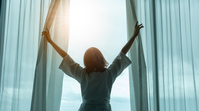 The color combo for curtains that's becoming outdated (plus the popular ...