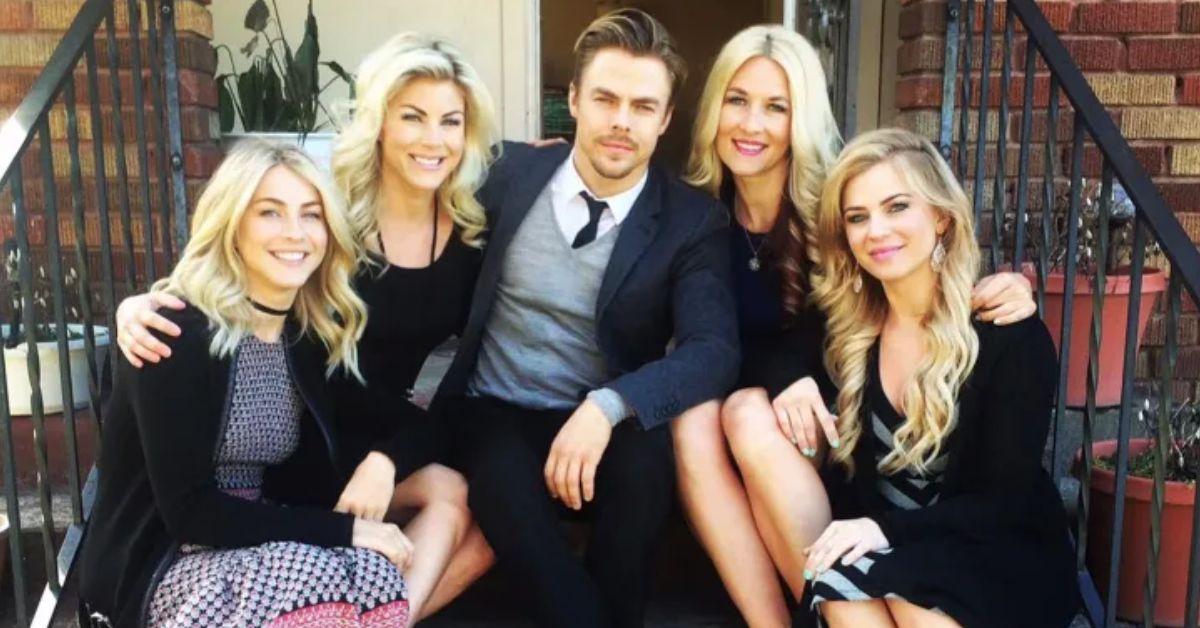 Awkward! Robin Wright hilariously tells Derek Hough she was convinced ...