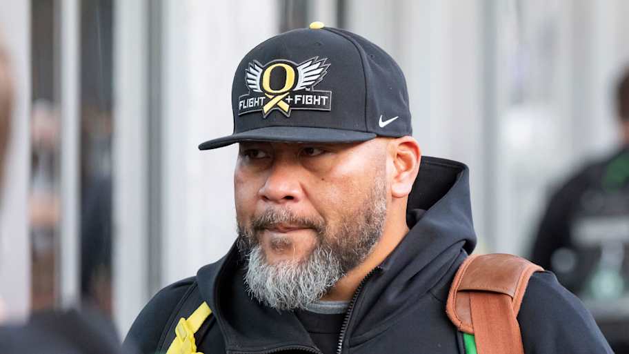 Oregon Ducks lose redshirt freshman defensive lineman to transfer portal
