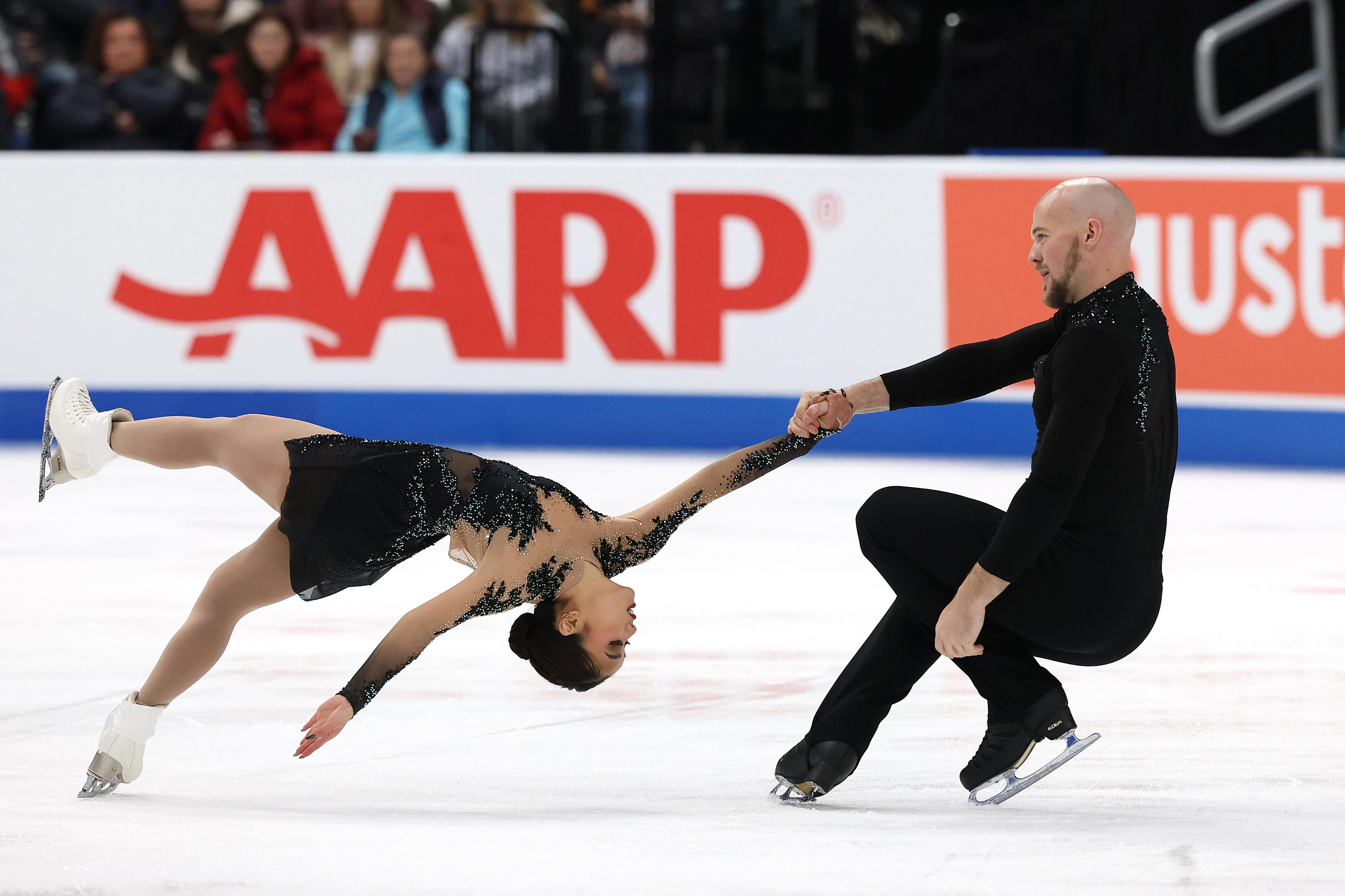When is pairs figure skating at 2026 Winter Olympics? Full schedule