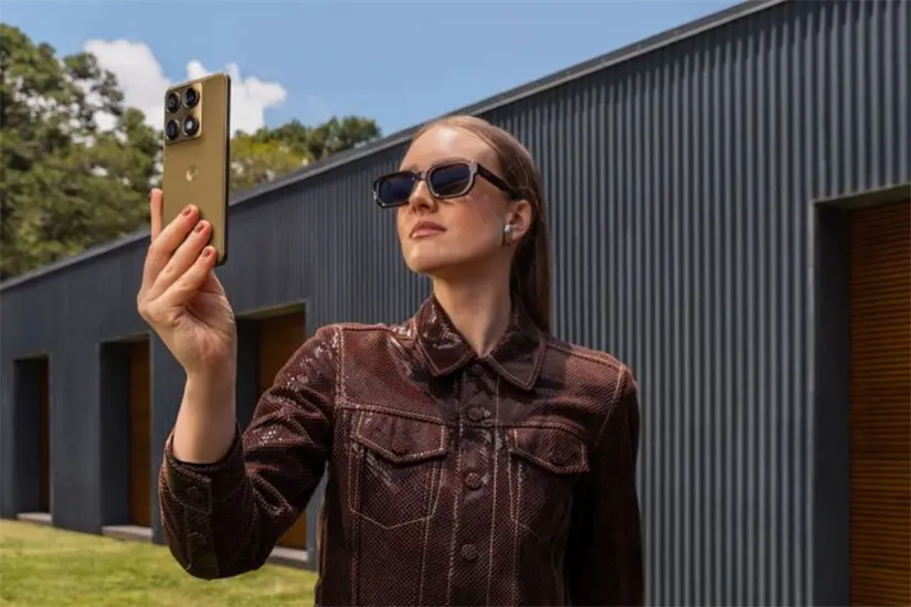 ¿El celular Motorola Signature es el Motorola Edge 70 Ultra?