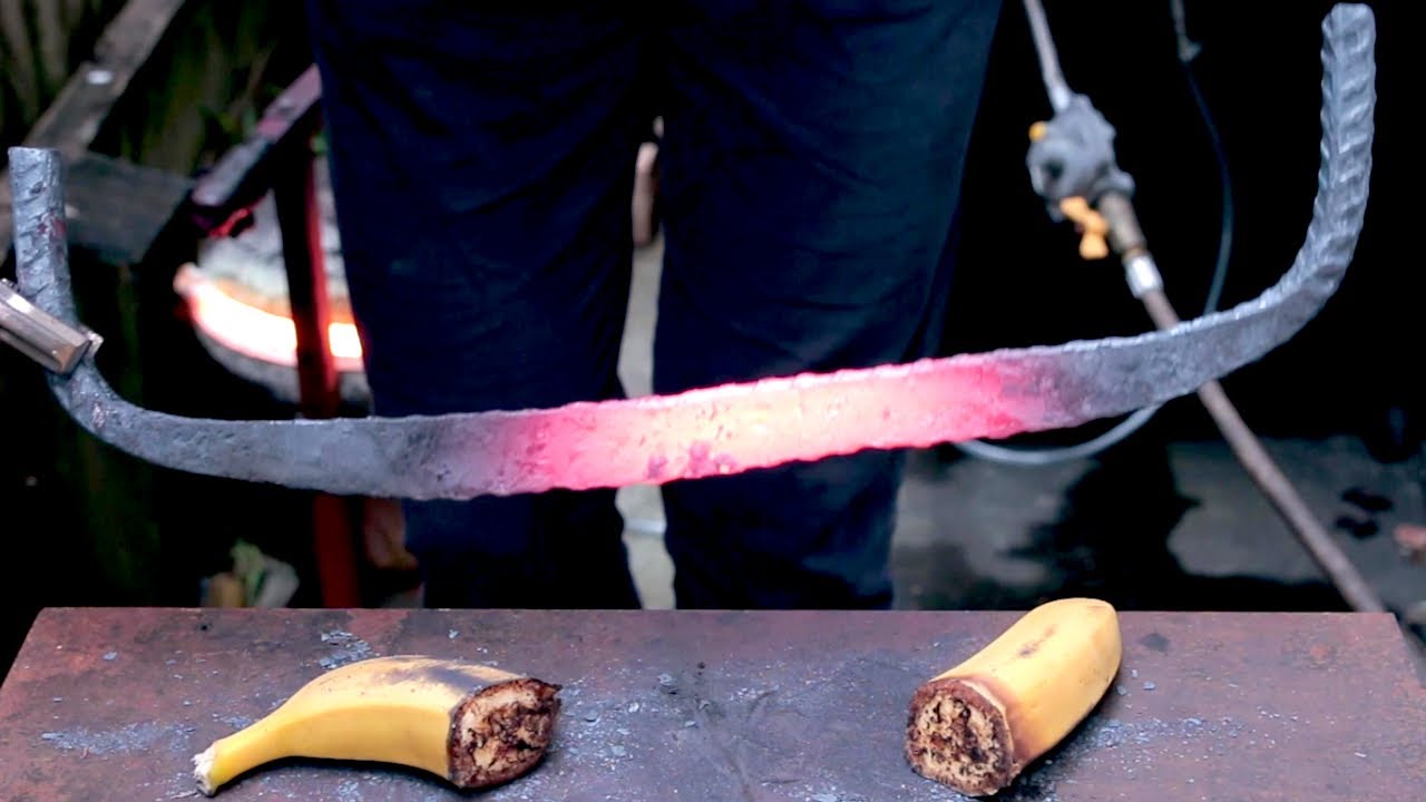 I turned old rebar into a pizza knife! 🍕