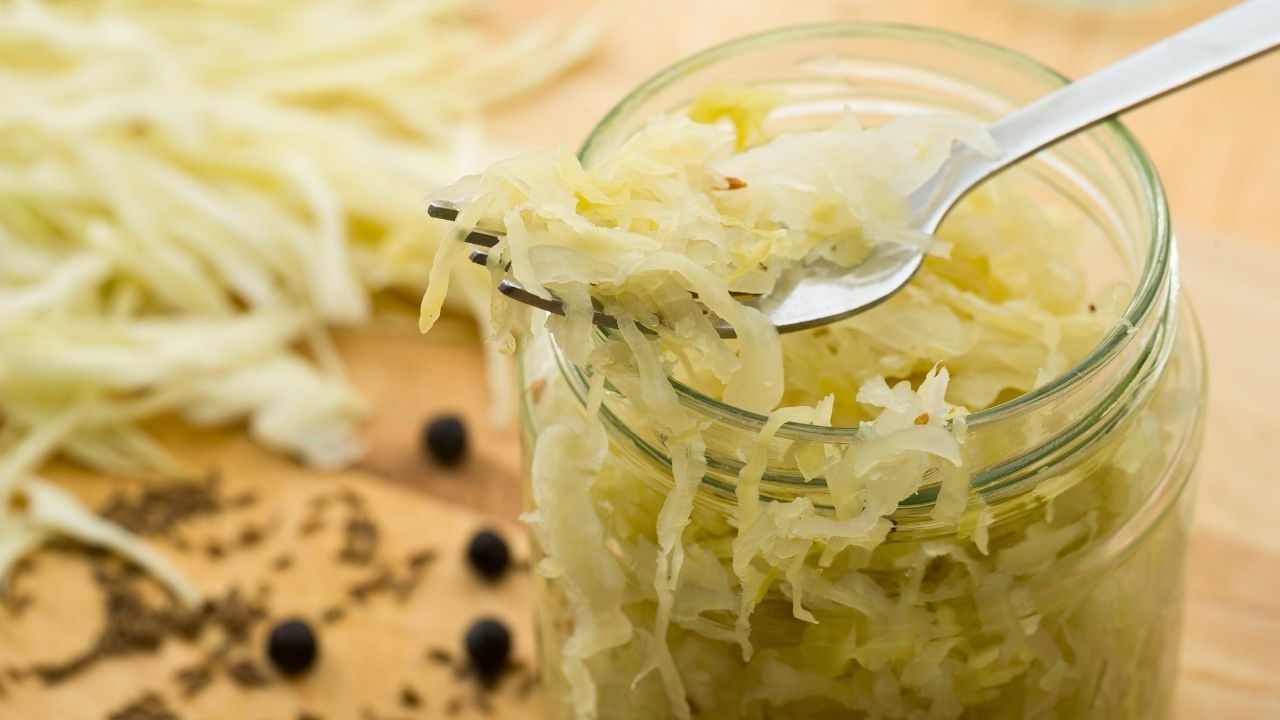 13 best fiber and fermented foods worth adding to your plate