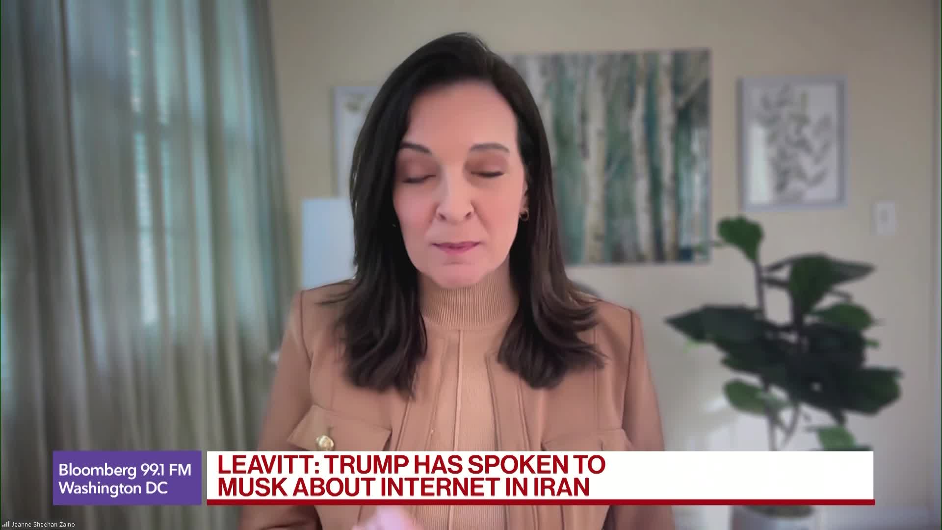 Musk moves back into Trump orbit