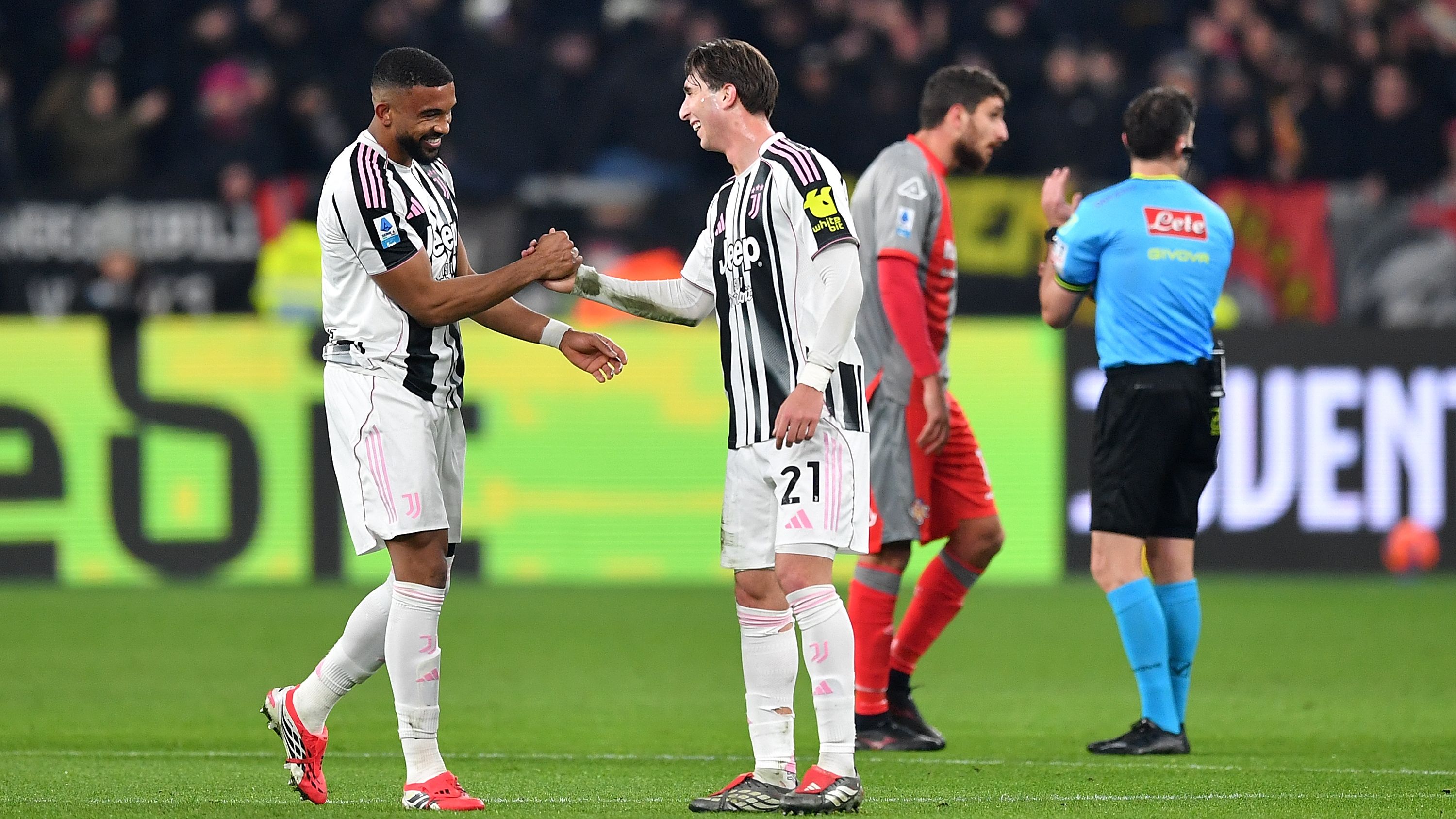 Serie A, Juventus-Cremonese LIVE 5-0: Miretti tira addosso a Bremer che ...