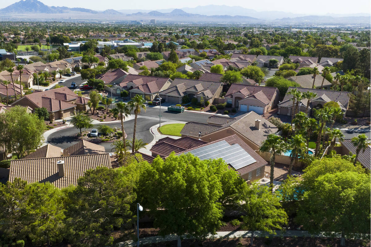 Home sellers outnumber buyers by 86% in Las Vegas, report says