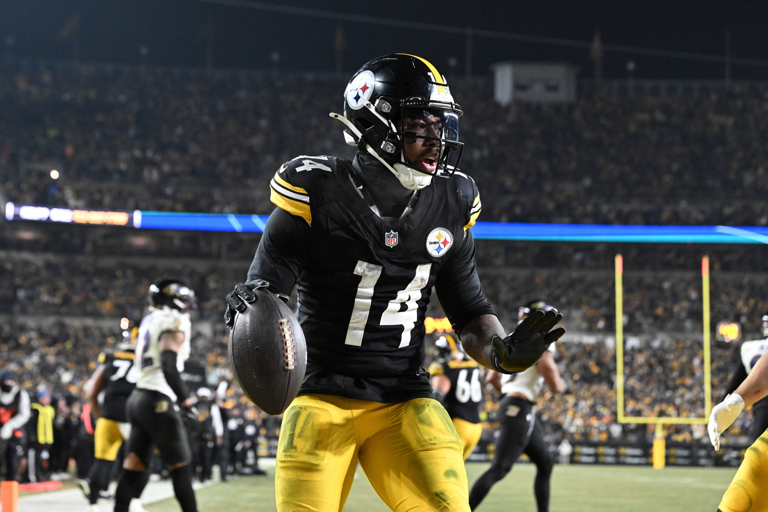 Kenneth Gainwell makes direct connection to Steelers' 2025 squad and ...