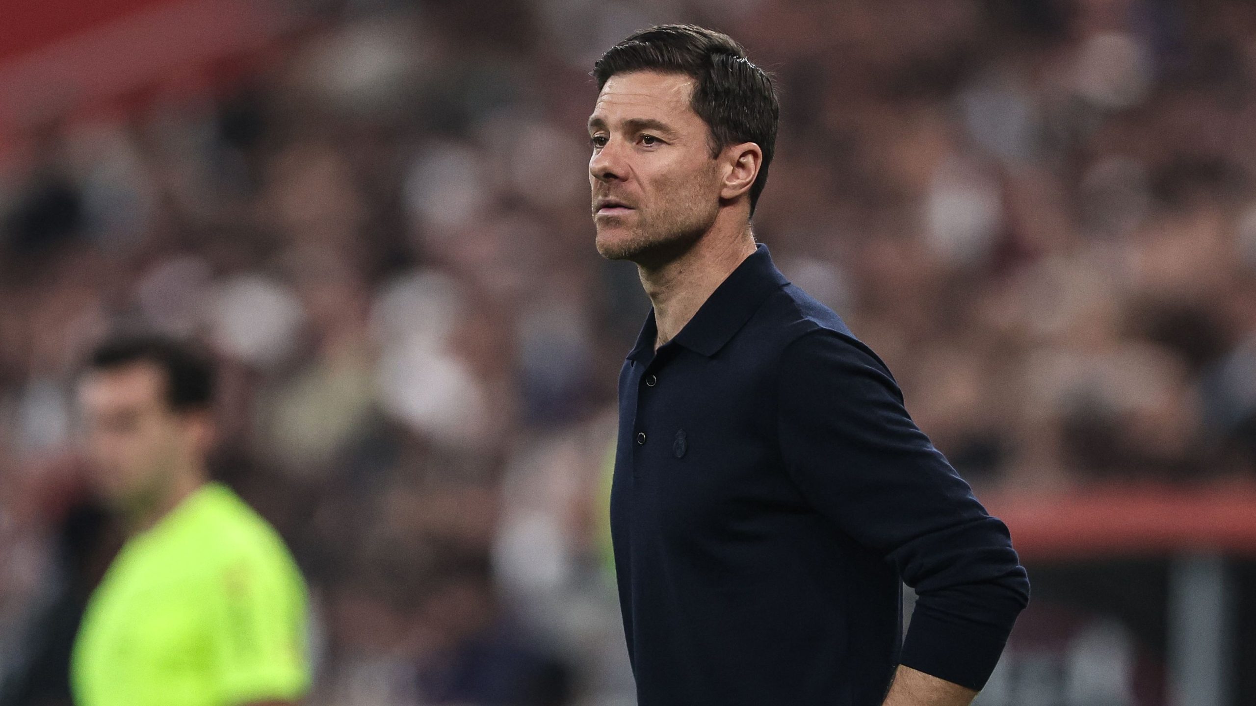 Xabi Alonso leaves Real Madrid after loss to Barcelona; club names ...