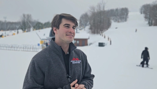 Powder, crust, slush or ice? How to adapt your skiing to the weather