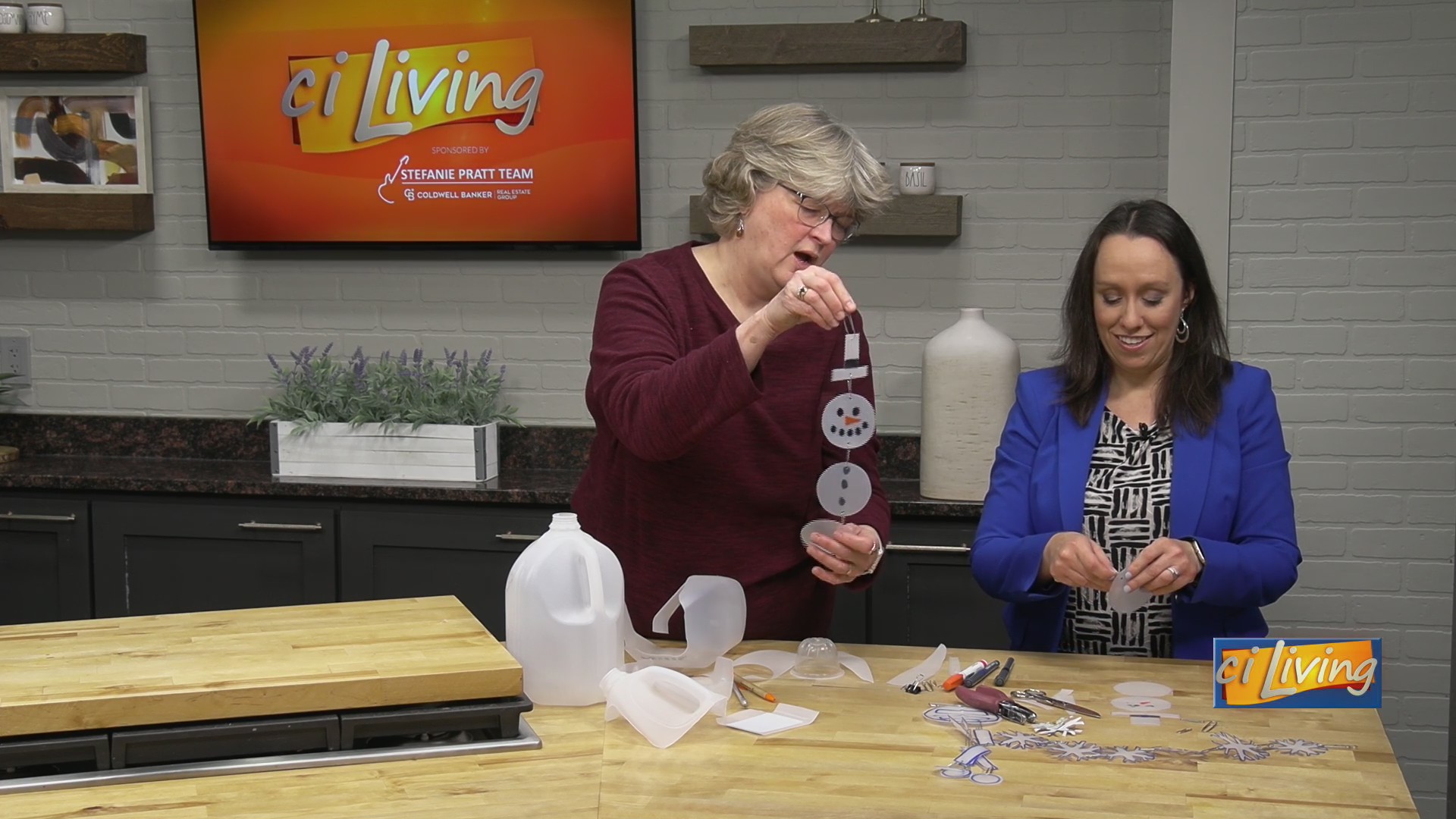 DIY holiday wind catchers using recycled containers