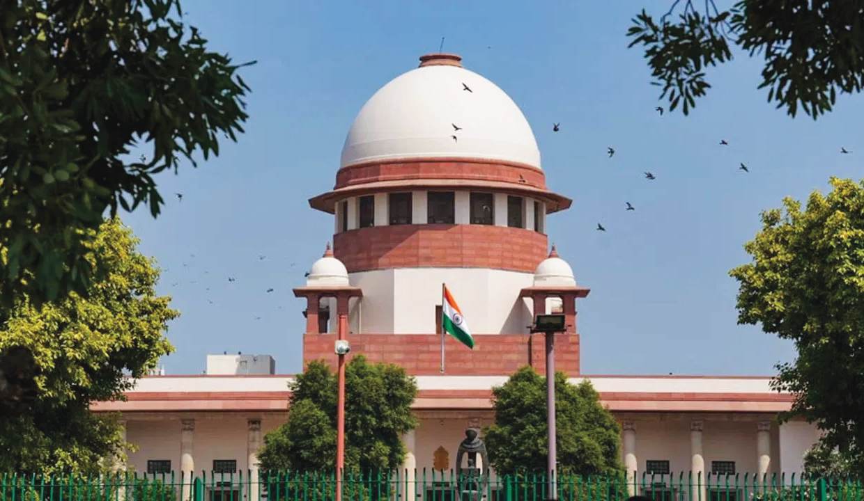 Complete disclosure in applications for govt job basic requirement: SC
