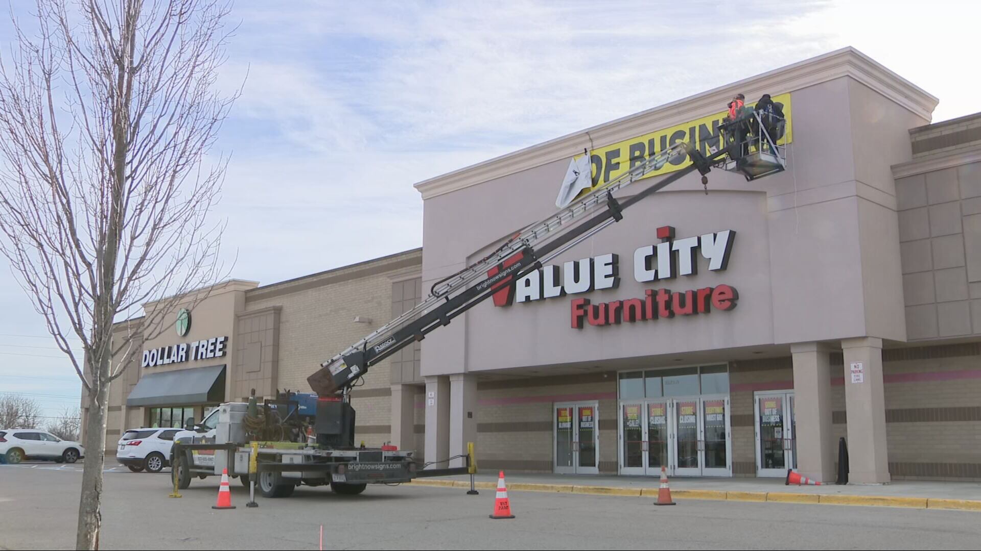 Discount furniture retailer to close all remaining stores, including ...