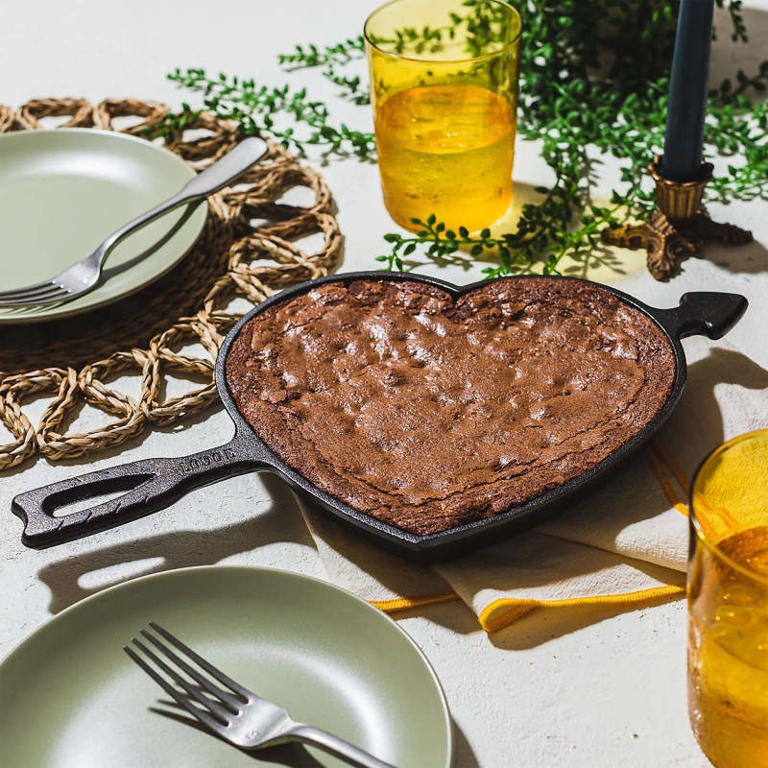 Crate & Barrel's sweet new Valentine's Day collection has lots to love ...