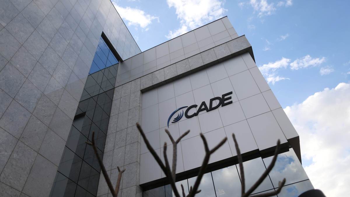 Cade abre inquérito contra Meta e suspende termos do WhatsApp sobre IA