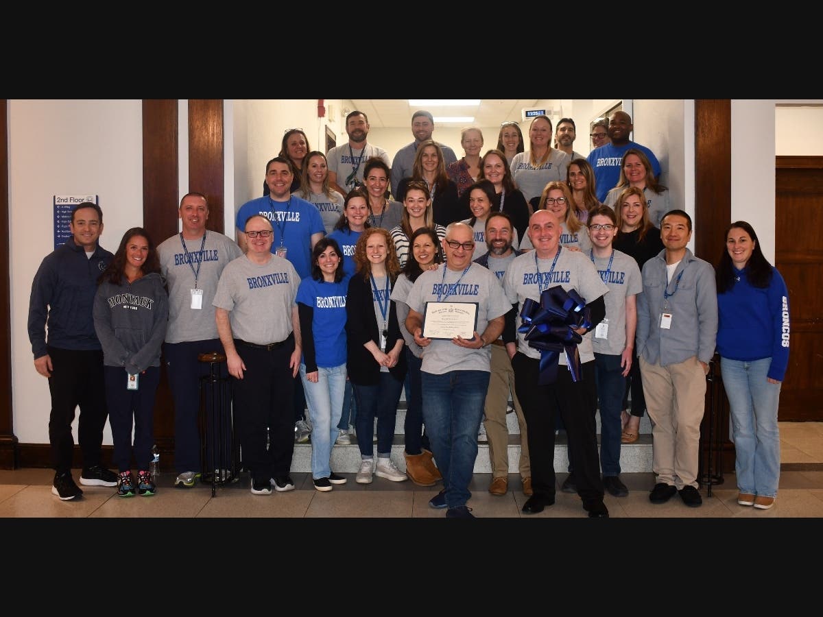 Bronxville Middle School recognized as 'School of Excellence' by New ...