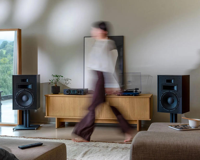 This gorgeous Japanese amplifier is inspired by a hi-fi classic