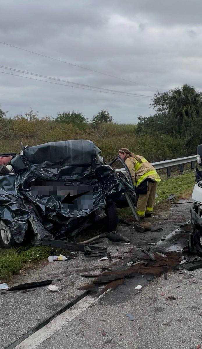 Fatal crash in Indiantown causes road closures