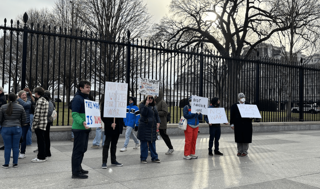 Illinois voices collide as Trump’s Maduro arrest fuels war powers debate