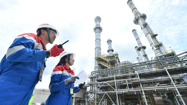 Indonesia officially opens upgraded Balikpapan refinery